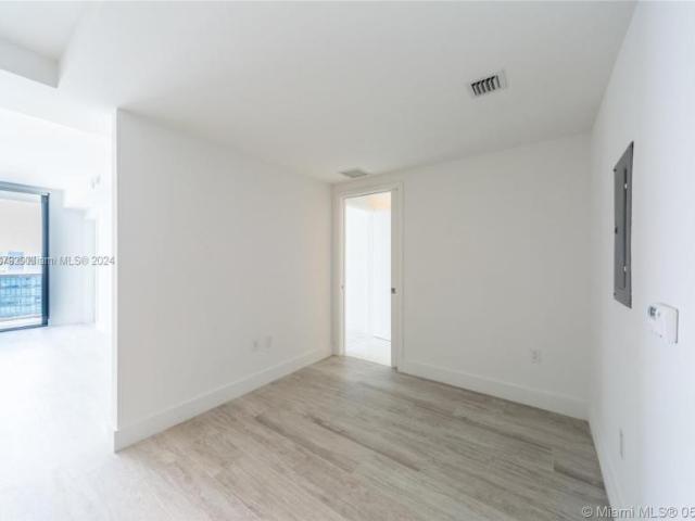 1 bedroom, Miami FL FL 33137 102659633