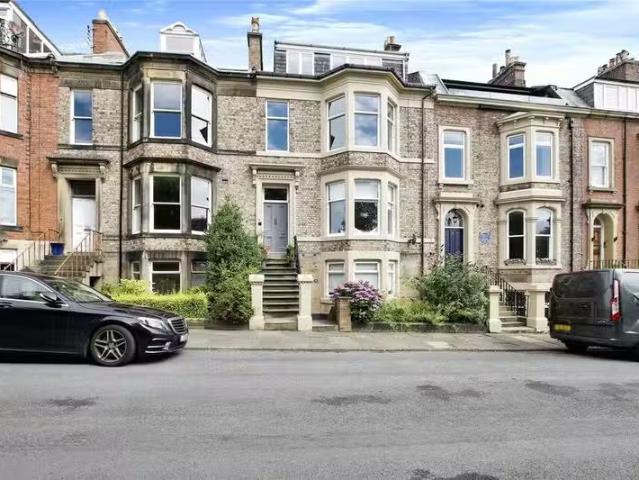 1 bedroom Mid Terrace Flat to rent, Northumberland Terrace, No.