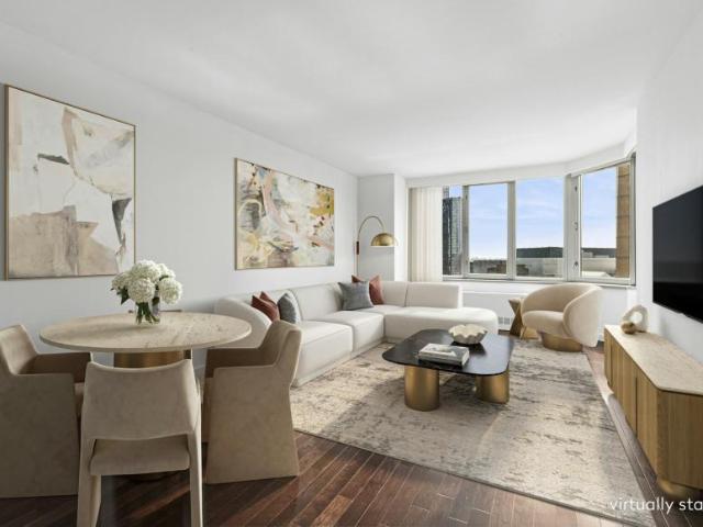 1 bedroom, Midtown West NY 102245202