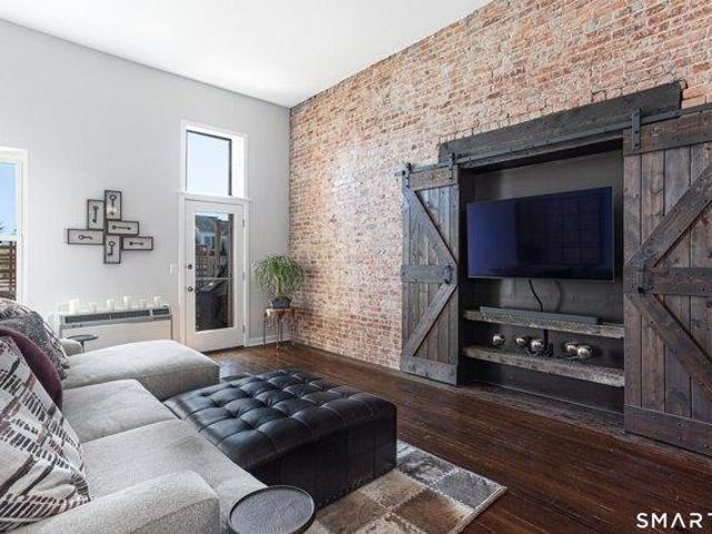 1 bedroom, Norwalk CT 06854 LS102724804