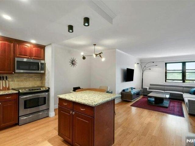 1 bedroom, North Bergen NJ 07047 104830976