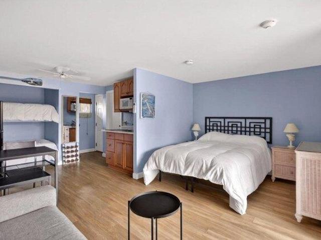 1 bedroom, North Truro MA 02652 102595471