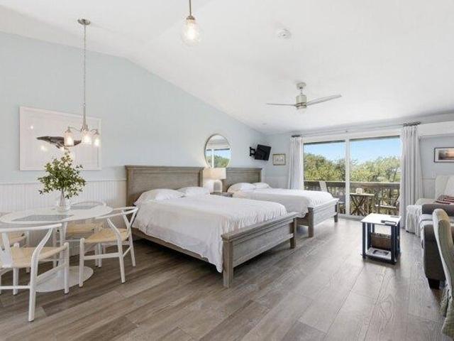 1 bedroom, North Truro MA 02652 103186132