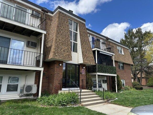 1 bedroom, Northampton MA 01060 102218144