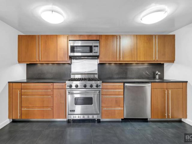 1 bedroom, New York NY 10003 104112262