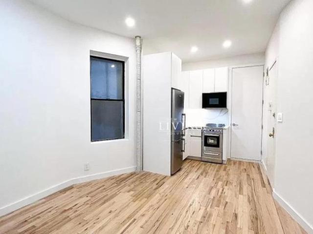 1 bedroom, New York NY 10011 79221347