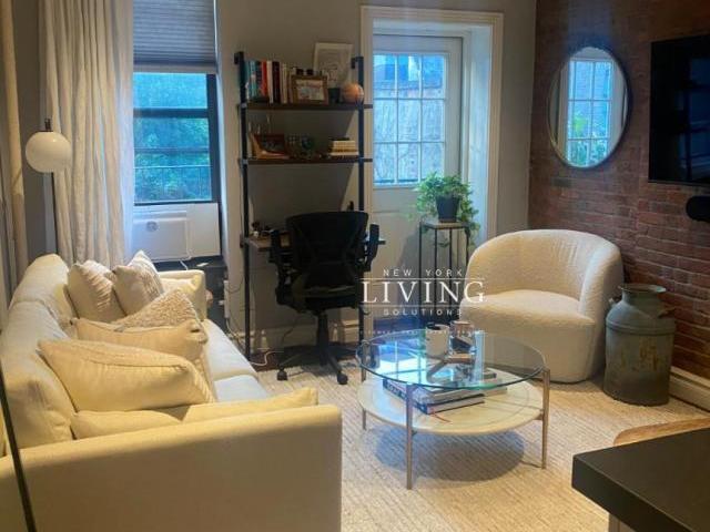 1 bedroom, New York NY 10014 71730596