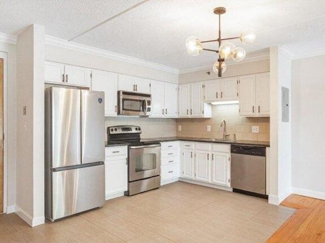 1 bedroom, Newton MA 02466 103927673