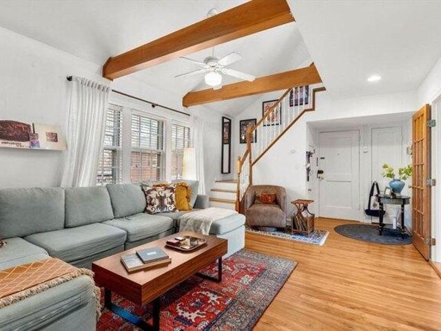 1 bedroom, Newton MA 02467 102479378