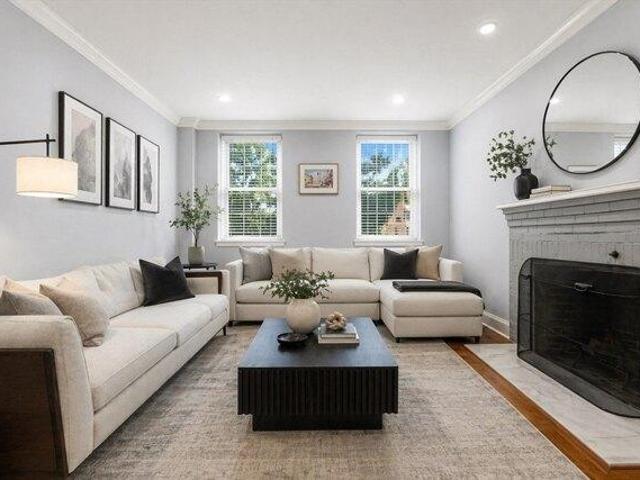1 bedroom, Newton MA 02467 103125112