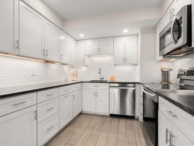 1 bedroom, Newton MA 02467 103969117