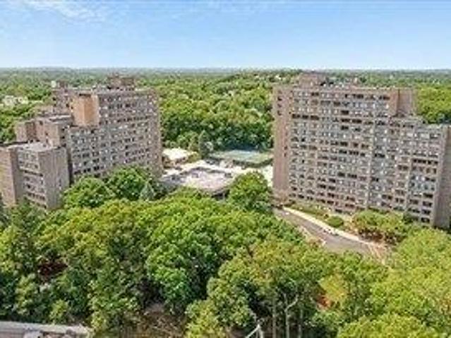 1 bedroom, Newton MA 02467 104836132