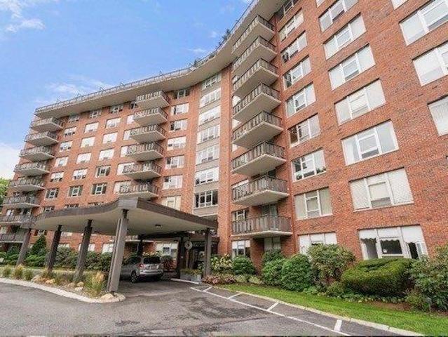 1 bedroom, Newton MA 02467 105109064