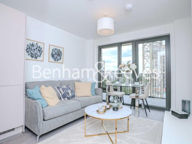 1 bedroom s flat to rent in Brook Avenue, Wembley Park, HA9, London
