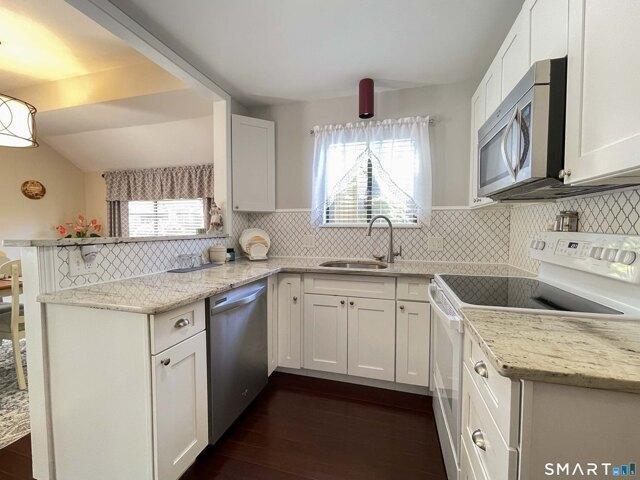 1 bedroom, Southbury CT 06488 104604229