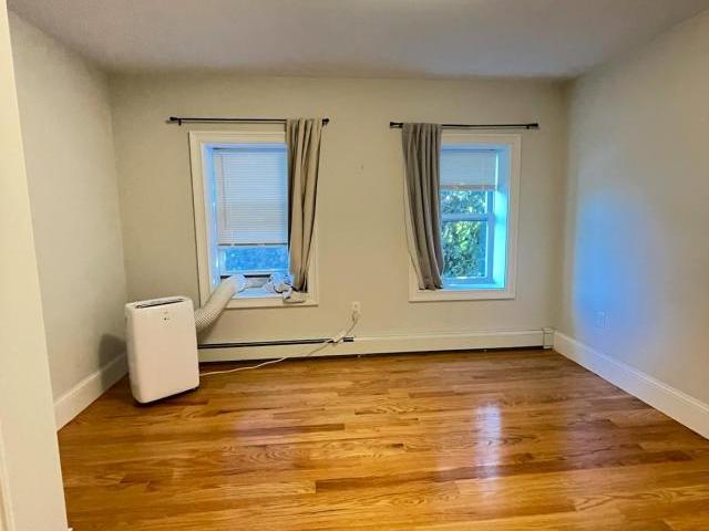 1 bedroom, Somerville Somerville 02144 1942 78046087