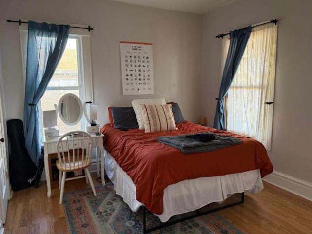 1 Bedroom Salt Lake House near University Campus
