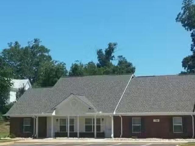 1 bedroom Saluda Commons