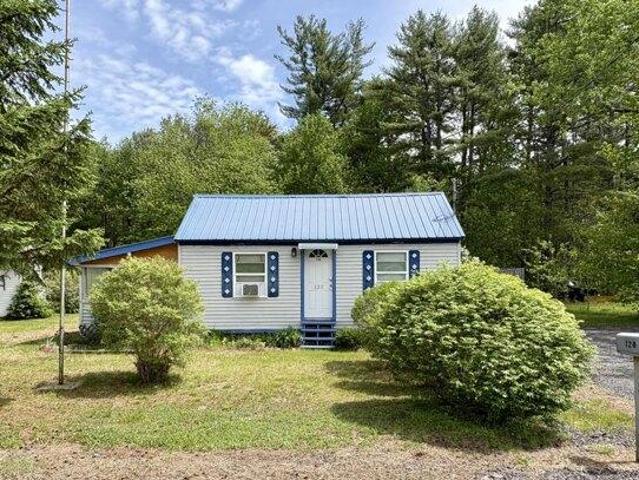 1 bedroom, Sanford ME 04073 102632835