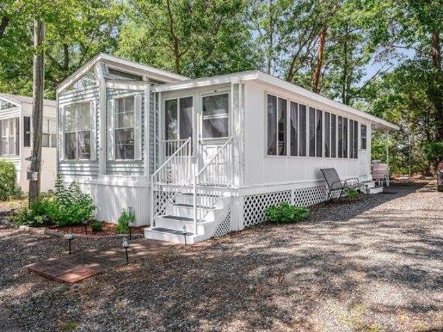 1 bedroom, Seabrook NH 03874 104759529