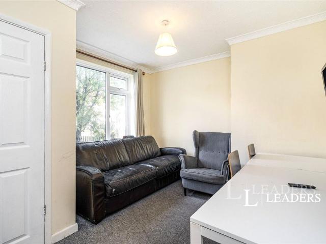 1 bedroom semi detached to rent Motum Road, Norwich, NR5