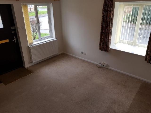 1 bedroom semi detached villa to rent