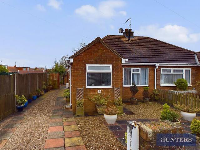 1 bedroom semi detached bungalow to rent