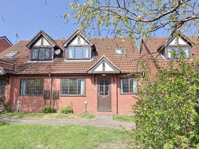 1 bedroom semi detached bungalow to rent