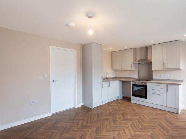 1 bedroom semi detached bungalow to rent