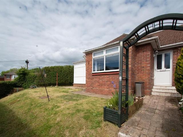 1 bedroom semi detached bungalow for sale