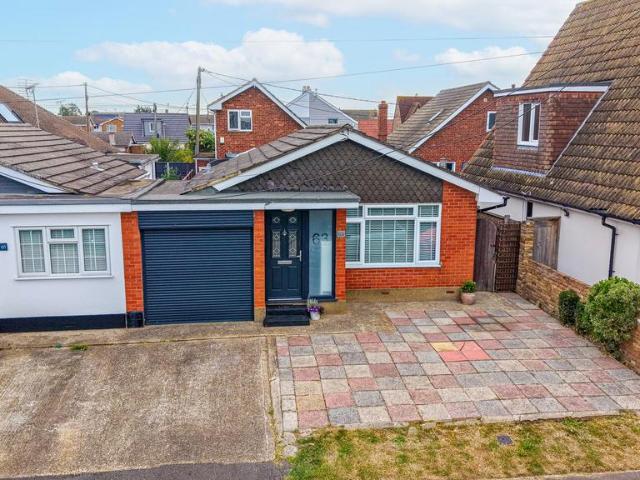 1 bedroom semi detached bungalow for sale