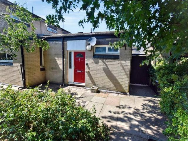 1 bedroom semi detached bungalow for sale