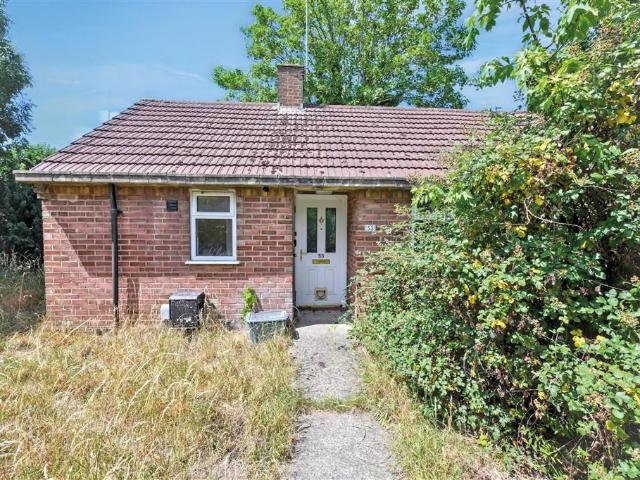 1 bedroom semi detached bungalow for sale