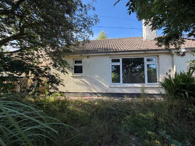 1 bedroom semi detached bungalow for sale