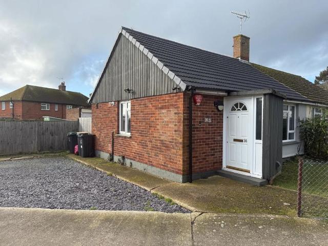 1 bedroom semi detached bungalow for sale