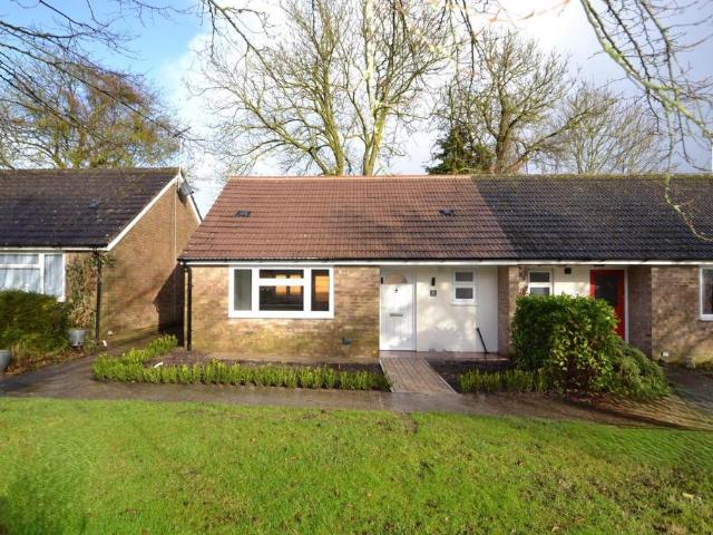 1 bedroom semi detached bungalow for sale