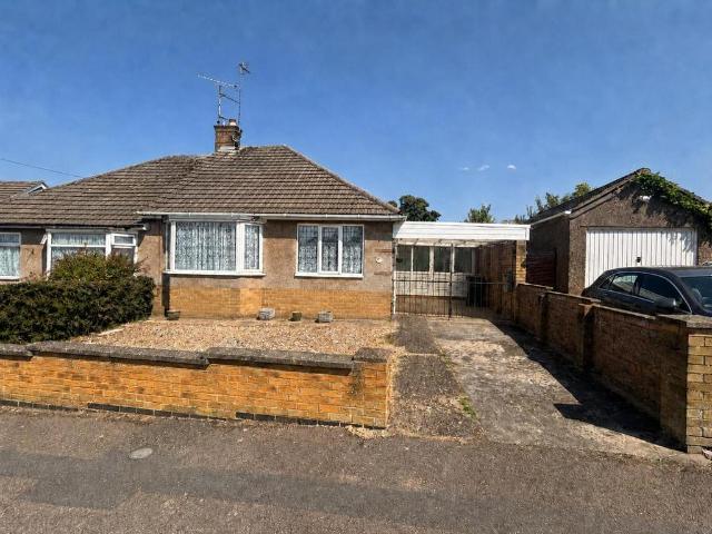 1 bedroom semi detached bungalow for sale