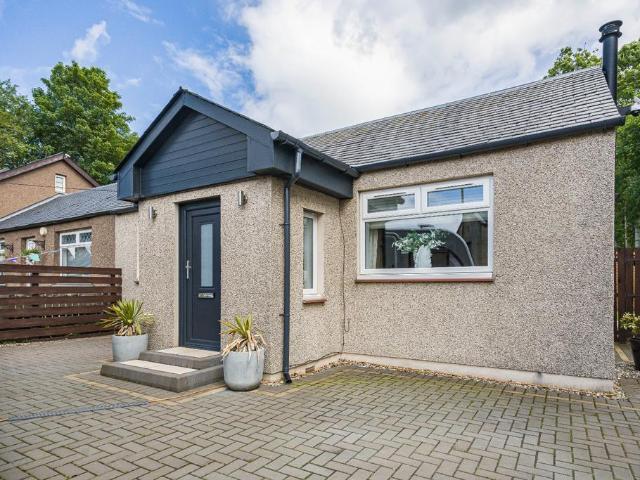 1 bedroom semi detached bungalow for sale