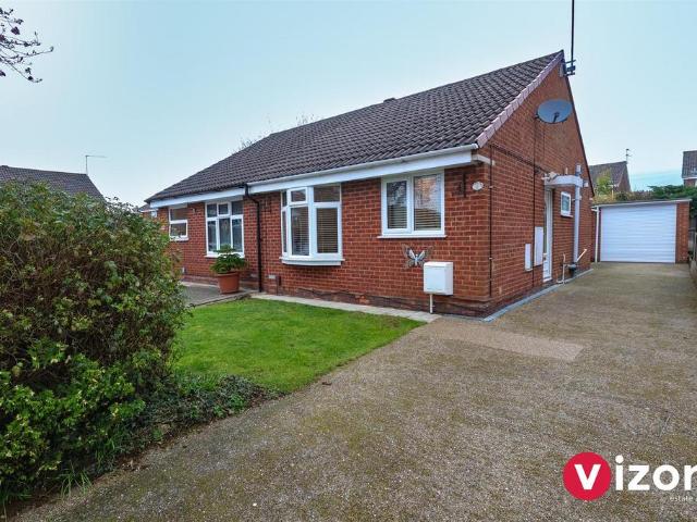 1 bedroom semi detached bungalow for sale