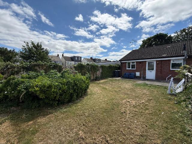 1 bedroom semi detached bungalow for sale