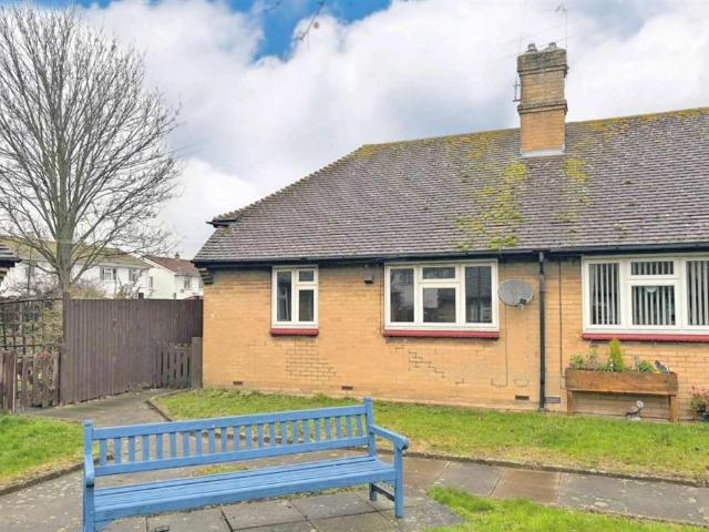 1 bedroom semi detached bungalow for sale