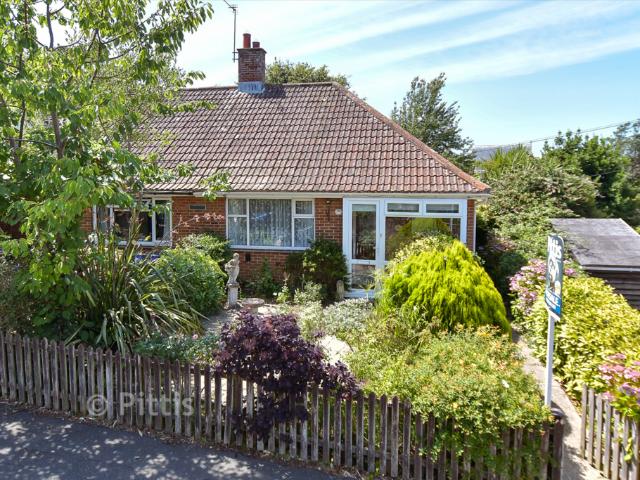 1 bedroom semi detached bungalow for sale