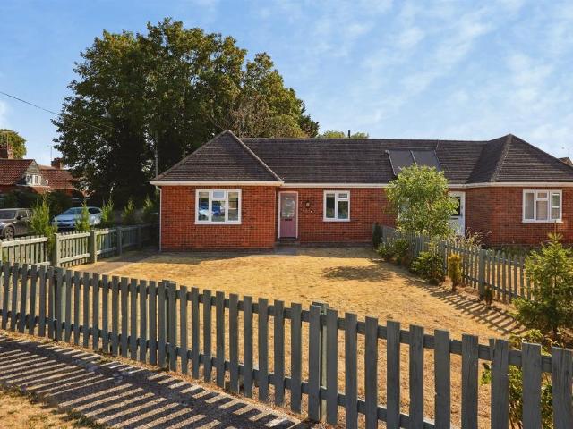 1 bedroom semi detached bungalow for sale