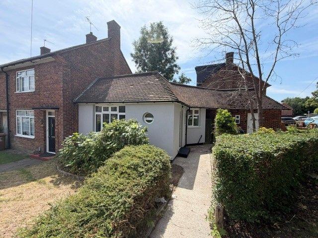 1 bedroom semi detached bungalow for sale