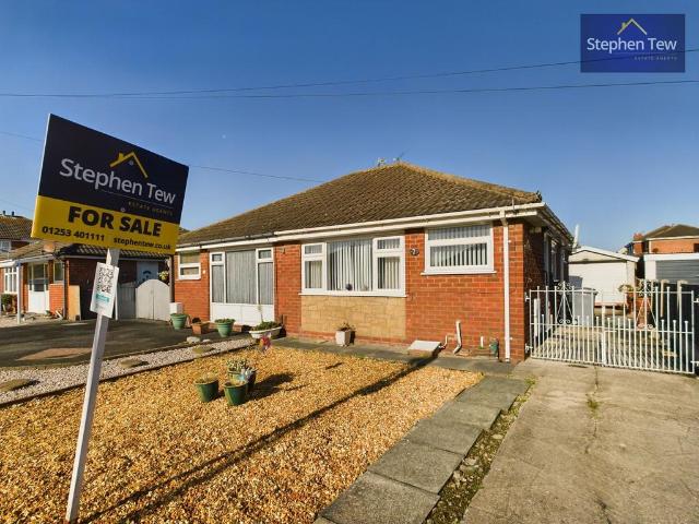 1 bedroom semi detached bungalow for sale
