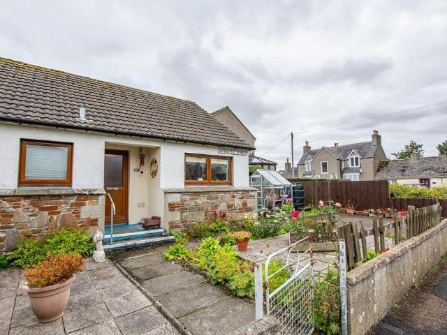 1 bedroom semi detached bungalow for sale