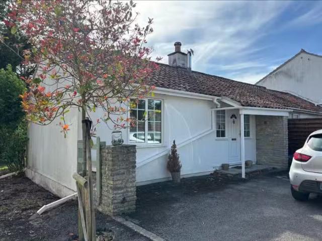 1 bedroom semi detached bungalow for rent in Fairview Cottage.