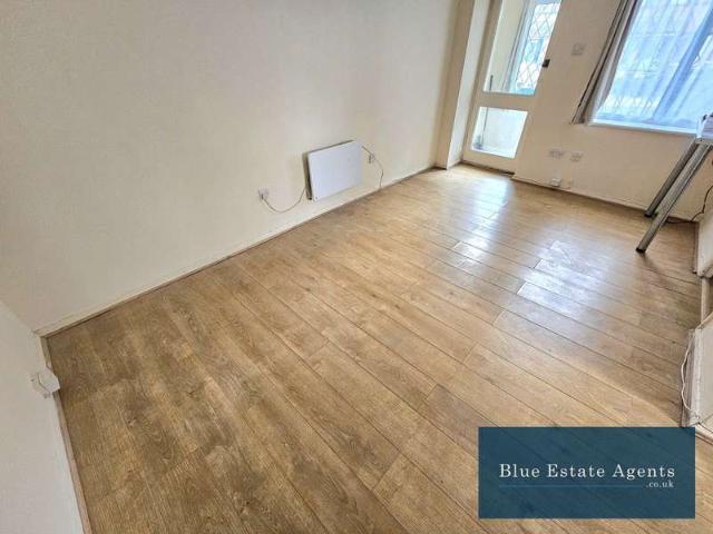 1 Bedroom Semi Detached House