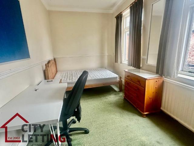 1 Bedroom Semi Detached House
