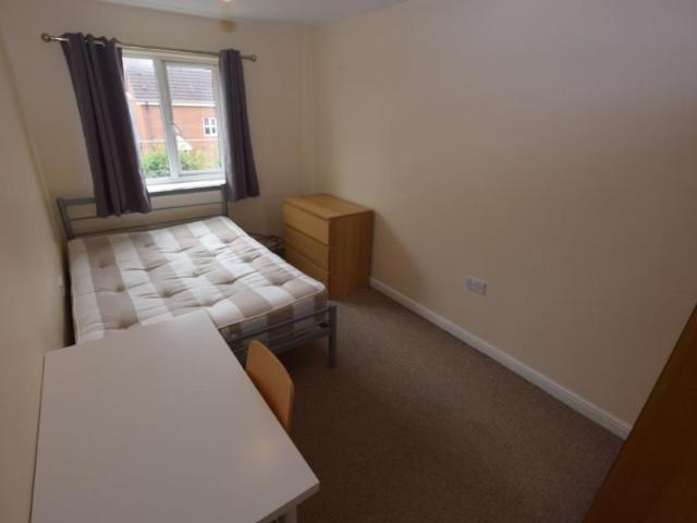 1 bedroom Semi detached house To Let